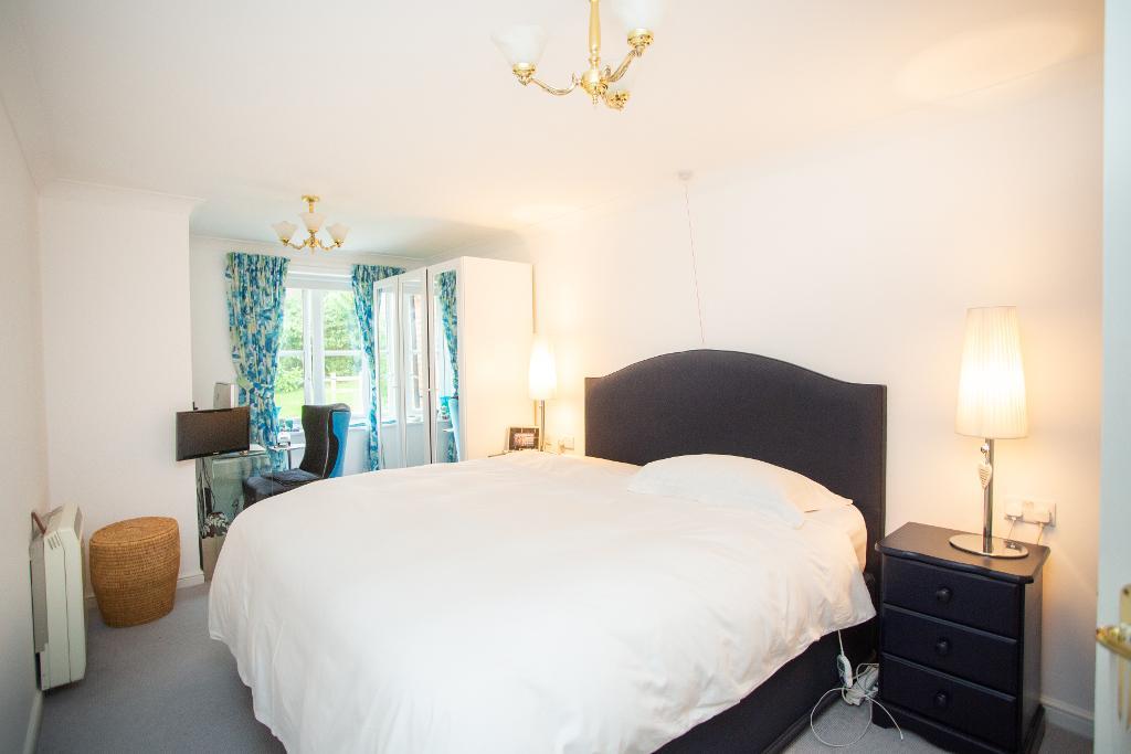 Mutton Hall Hill, Heathfield, East Sussex, TN21 8GB - Foresters Estate ...